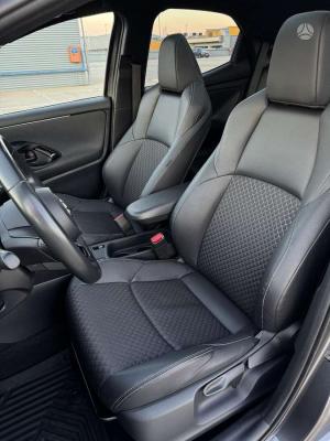 Grey Toyota Yaris 2022 in Vilnius, with an engine capacity of 1.49 L and mileage of 47 thousand km for 16500 €, photo 12 on AUTOMOTO.COM.LV