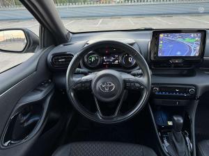 Grey Toyota Yaris 2022 in Vilnius, with an engine capacity of 1.49 L and mileage of 47 thousand km for 16500 €, photo 22 on AUTOMOTO.COM.LV