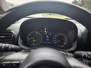 Grey Toyota Yaris 2022 in Riga, with an engine capacity of 1.50 L and mileage of 57 thousand km for 16250 €, photo 7 on AUTOMOTO.COM.LV