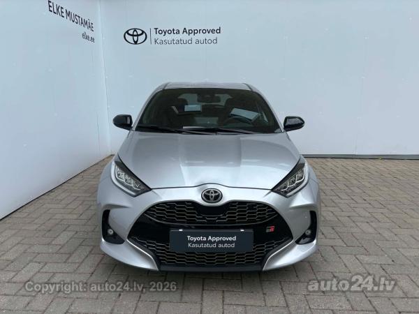 Серый Тойота Ярис 2023 в Таллин, объемом двигателя 1.49 л и пробегом 44 тыс. км за 21385 €, фото 5 на AUTOMOTO.COM.LV