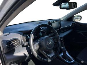 Grey Toyota Yaris 2023 in Klaipeda, with an engine capacity of 1.49 L and mileage of 73 thousand km for 18600 €, photo 12 on AUTOMOTO.COM.LV