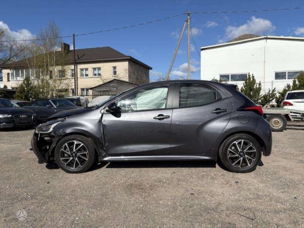 Pelēks Toyota Yaris 2023 Radviliškis, ar dzinēja tilpumu 1.49 L un nobraukumu 30 tūkst. km par 7350 €, foto 6 vietnē AUTOMOTO.COM.LV
