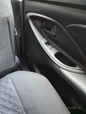 Grey Toyota Yaris 2023 in Tallinn, with an engine capacity of 1.50 L and mileage of 0 thousand km for 13990 €, photo 13 on AUTOMOTO.COM.LV