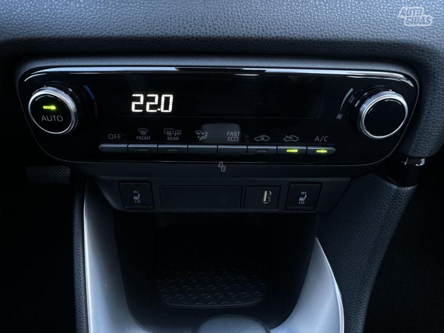 Серый Тойота Ярис 2023 в Авиженяй, объемом двигателя 1.50 л и пробегом 85 тыс. км за 15950 €, фото 21 на AUTOMOTO.COM.LV