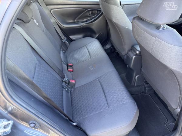Pelēks Toyota Yaris 2023 Avižieniai, ar dzinēja tilpumu 1.50 L un nobraukumu 74 tūkst. km par 16950 €, foto 8 vietnē AUTOMOTO.COM.LV