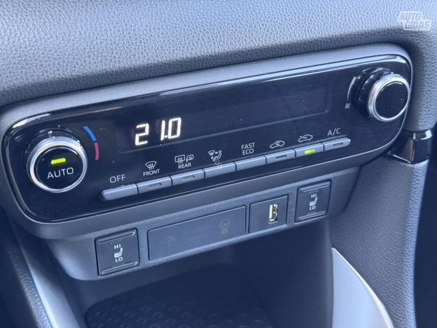 Grey Toyota Yaris 2023 in Avizieniai, with an engine capacity of 1.50 L and mileage of 74 thousand km for 16950 €, photo 24 on AUTOMOTO.COM.LV