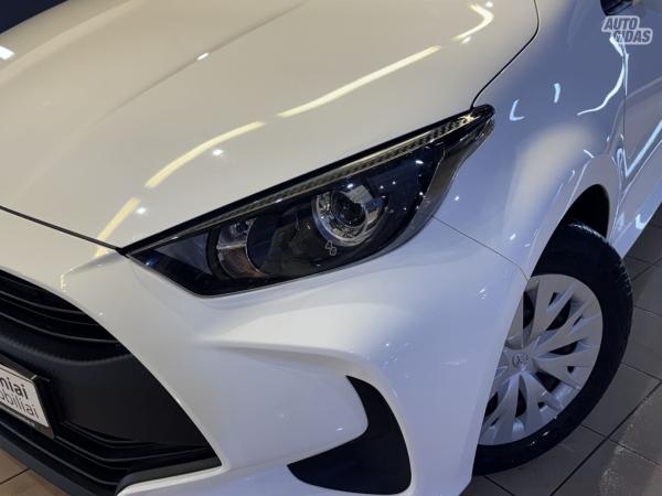 Pelēks Toyota Yaris 2023 Avižieniai, ar dzinēja tilpumu 1.50 L un nobraukumu 108 tūkst. km par 14500 €, foto 4 vietnē AUTOMOTO.COM.LV
