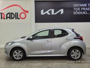 Pelēks Toyota Yaris 2023 Hāpsalu, ar dzinēja tilpumu 1.50 L un nobraukumu 156 tūkst. km par 13900 €, foto 1 vietnē AUTOMOTO.COM.LV