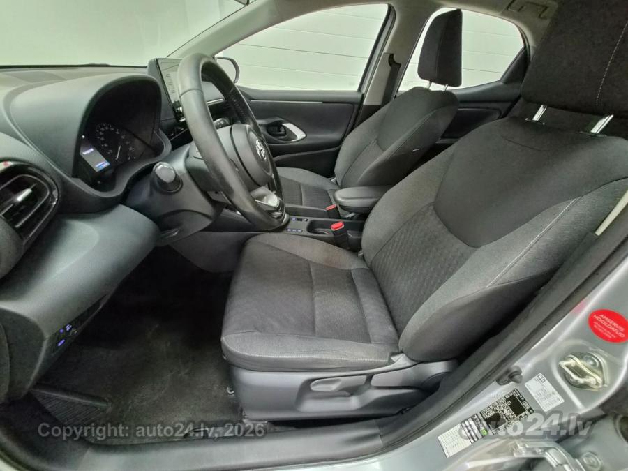 Pelēks Toyota Yaris 2023 Hāpsalu, ar dzinēja tilpumu 1.50 L un nobraukumu 156 tūkst. km par 13900 €, foto 12 vietnē AUTOMOTO.COM.LV