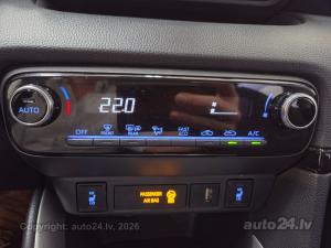 Pelēks Toyota Yaris 2023 Hāpsalu, ar dzinēja tilpumu 1.50 L un nobraukumu 156 tūkst. km par 13900 €, foto 16 vietnē AUTOMOTO.COM.LV