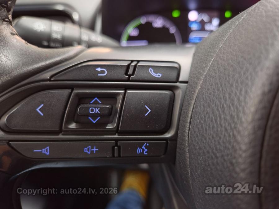 Pelēks Toyota Yaris 2023 Hāpsalu, ar dzinēja tilpumu 1.50 L un nobraukumu 156 tūkst. km par 13900 €, foto 19 vietnē AUTOMOTO.COM.LV