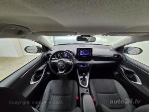 Pelēks Toyota Yaris 2023 Hāpsalu, ar dzinēja tilpumu 1.50 L un nobraukumu 156 tūkst. km par 13900 €, foto 24 vietnē AUTOMOTO.COM.LV