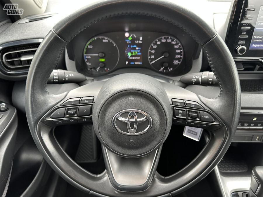 Серый Тойота Ярис 2023 в Авиженяй, объемом двигателя 1.50 л и пробегом 90 тыс. км за 14950 €, фото 7 на AUTOMOTO.COM.LV