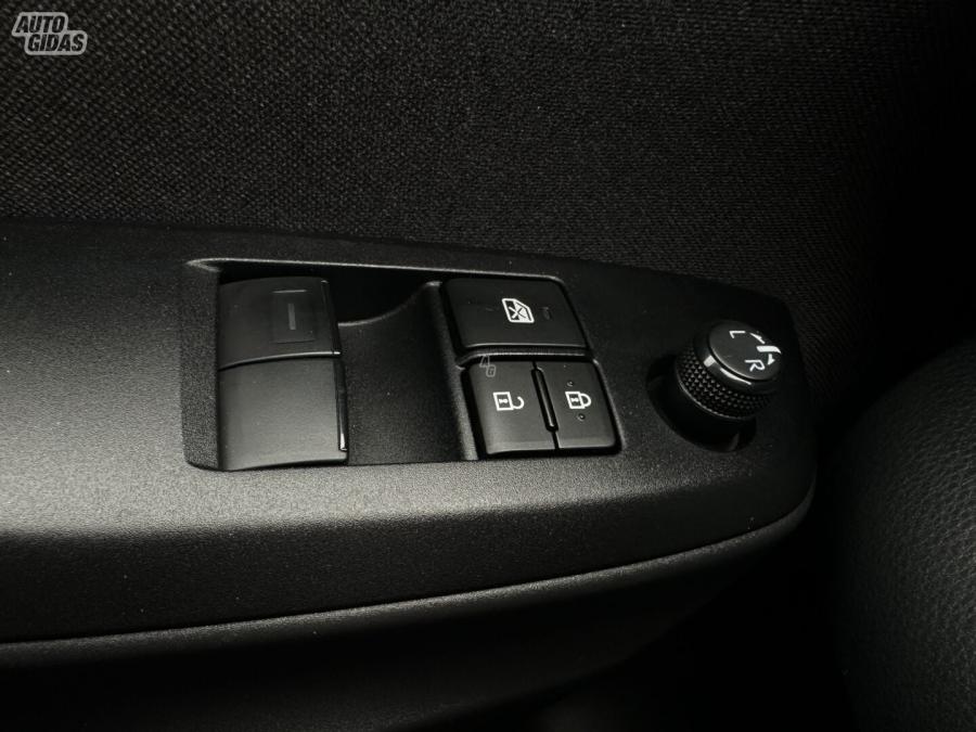 Серый Тойота Ярис 2023 в Авиженяй, объемом двигателя 1.50 л и пробегом 90 тыс. км за 14950 €, фото 24 на AUTOMOTO.COM.LV