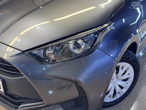 Серый Тойота Ярис 2023 в Авиженяй, объемом двигателя 1.50 л и пробегом 90 тыс. км за 14950 €, фото 27 на AUTOMOTO.COM.LV