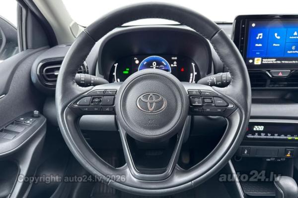 Pelēks Toyota Yaris 2024 Paide, ar dzinēja tilpumu 1.50 L un nobraukumu 26 tūkst. km par 21490 €, foto 11 vietnē AUTOMOTO.COM.LV