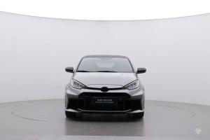 Серый Тойота Ярис 2024 в Вильнюс, объемом двигателя 1.62 л и пробегом 15 тыс. км за 52500 €, фото 7 на AUTOMOTO.COM.LV