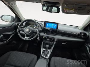 Pelēks Toyota Yaris 2024 Rīga, ar dzinēja tilpumu 1.50 L un nobraukumu 35 tūkst. km par 17900 €, foto 9 vietnē AUTOMOTO.COM.LV