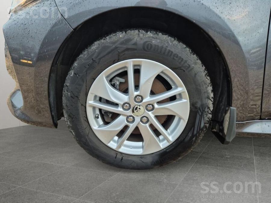 Pelēks Toyota Yaris 2024 Rīga, ar dzinēja tilpumu 1.50 L un nobraukumu 35 tūkst. km par 17900 €, foto 16 vietnē AUTOMOTO.COM.LV