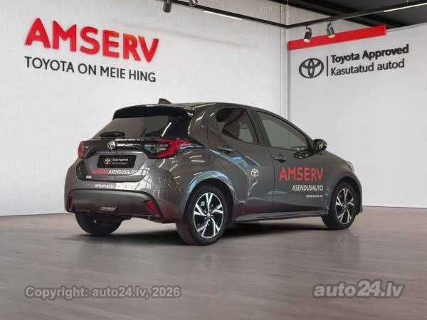 Тойота Ярис 2024 в Тарту на AUTOMOTO.COM.LV Серый Тойота Ярис 2024 в Тарту, объемом двигателя 1.50 л и пробегом 35 тыс. км за 21290 €, фото 3 на AUTOMOTO.COM.LV