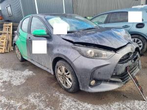 Pelēks Toyota Yaris 2025 Šilutė, ar dzinēja tilpumu 1.49 L un nobraukumu 19 tūkst. km par 10900 €, foto 4 vietnē AUTOMOTO.COM.LV