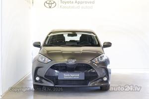 Pelēks Toyota Yaris 2025 Tallina, ar dzinēja tilpumu 1.49 L un nobraukumu 27 tūkst. km par 21400 €, foto 6 vietnē AUTOMOTO.COM.LV