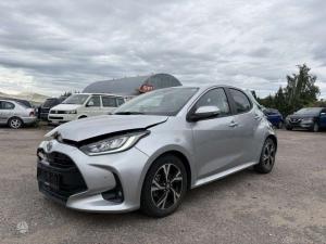 Pelēks Toyota Yaris 2025 Radviliškis, ar dzinēja tilpumu 1.49 L un nobraukumu 4 tūkst. km par 13249 €, foto  vietnē AUTOMOTO.COM.LV