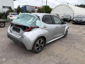 Pelēks Toyota Yaris 2025 Radviliškis, ar dzinēja tilpumu 1.49 L un nobraukumu 4 tūkst. km par 13249 €, foto 4 vietnē AUTOMOTO.COM.LV