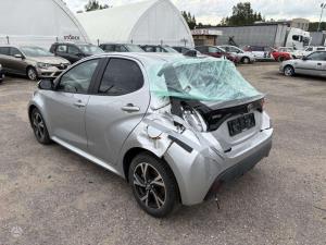 Pelēks Toyota Yaris 2025 Radviliškis, ar dzinēja tilpumu 1.49 L un nobraukumu 4 tūkst. km par 13249 €, foto 5 vietnē AUTOMOTO.COM.LV