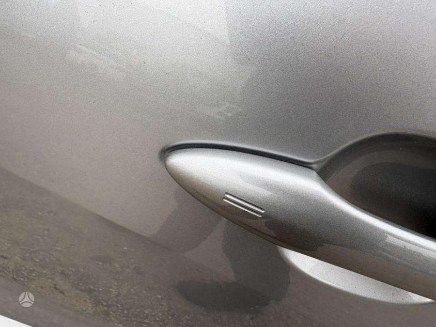 Pelēks Toyota Yaris 2025 Radviliškis, ar dzinēja tilpumu 1.49 L un nobraukumu 4 tūkst. km par 13249 €, foto 14 vietnē AUTOMOTO.COM.LV
