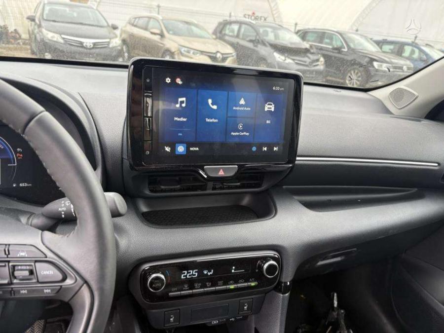 Pelēks Toyota Yaris 2025 Radviliškis, ar dzinēja tilpumu 1.49 L un nobraukumu 4 tūkst. km par 13249 €, foto 20 vietnē AUTOMOTO.COM.LV
