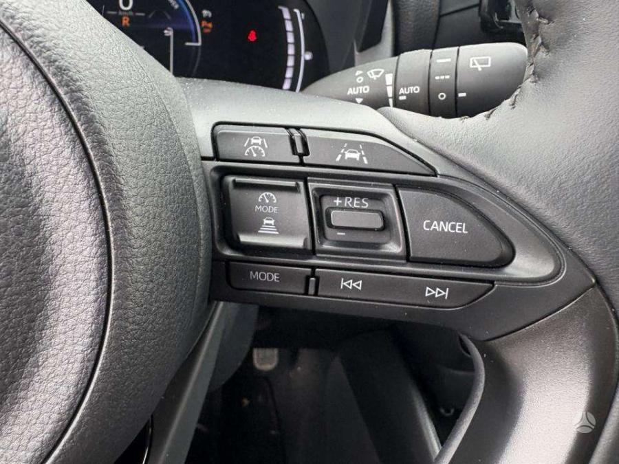 Pelēks Toyota Yaris 2025 Radviliškis, ar dzinēja tilpumu 1.49 L un nobraukumu 4 tūkst. km par 13249 €, foto 23 vietnē AUTOMOTO.COM.LV