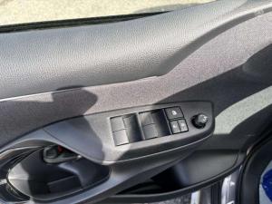 Pelēks Toyota Yaris 2025 Radviliškis, ar dzinēja tilpumu 1.49 L un nobraukumu 8 tūkst. km par 18950 €, foto 14 vietnē AUTOMOTO.COM.LV