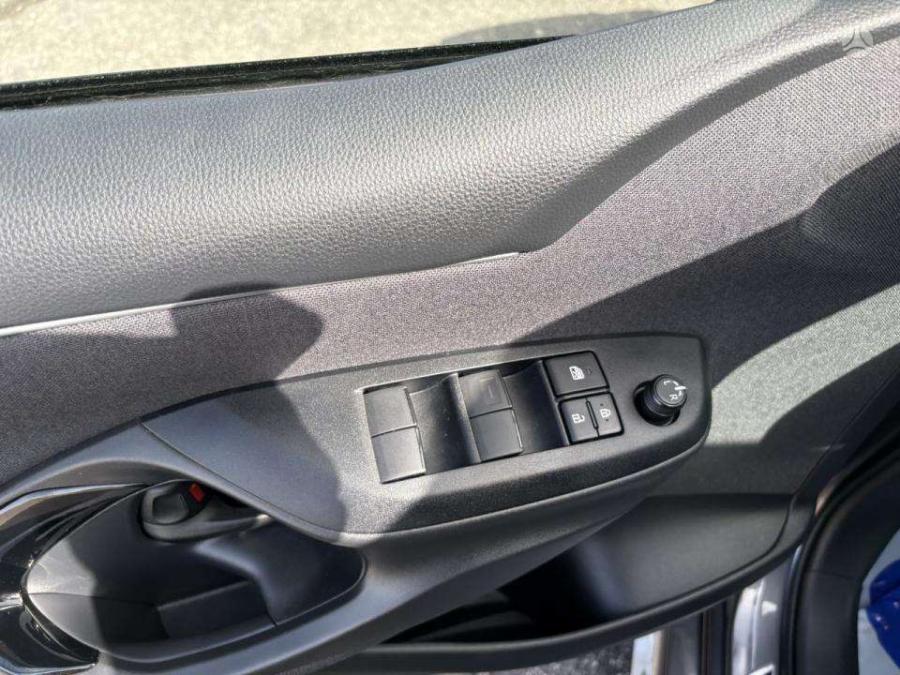 Pelēks Toyota Yaris 2025 Radviliškis, ar dzinēja tilpumu 1.49 L un nobraukumu 8 tūkst. km par 18950 €, foto 14 vietnē AUTOMOTO.COM.LV