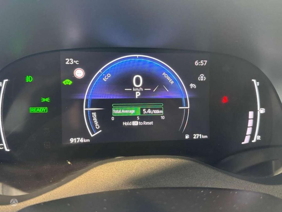 Pelēks Toyota Yaris 2025 Šauļi, ar dzinēja tilpumu 1.50 L un nobraukumu 9 tūkst. km par 21900 €, foto 45 vietnē AUTOMOTO.COM.LV
