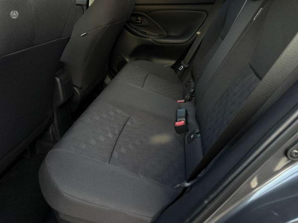 Grey Toyota Yaris 2025 in Vilnius, with an engine capacity of 1.49 L and mileage of 8 thousand km for 20480 €, photo 10 on AUTOMOTO.COM.LV