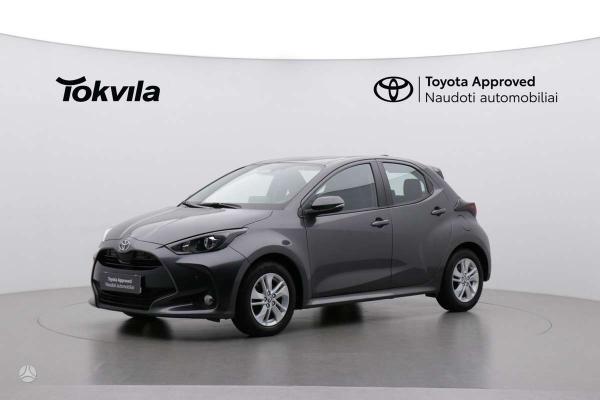 Pelēks Toyota Yaris 2025 Viļņa, ar dzinēja tilpumu 1.49 L un nobraukumu 34 tūkst. km par 21900 €, foto 1 vietnē AUTOMOTO.COM.LV