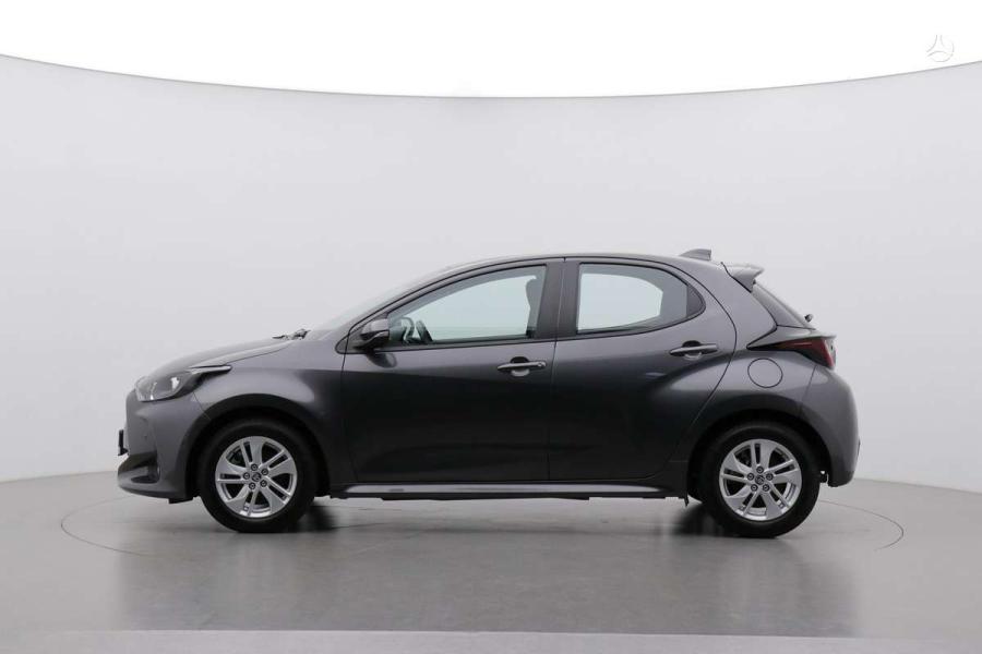 Pelēks Toyota Yaris 2025 Viļņa, ar dzinēja tilpumu 1.49 L un nobraukumu 34 tūkst. km par 21900 €, foto 5 vietnē AUTOMOTO.COM.LV