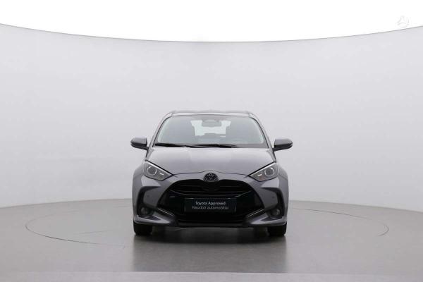 Pelēks Toyota Yaris 2025 Viļņa, ar dzinēja tilpumu 1.49 L un nobraukumu 34 tūkst. km par 21900 €, foto 6 vietnē AUTOMOTO.COM.LV