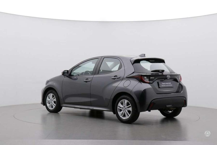 Pelēks Toyota Yaris 2025 Viļņa, ar dzinēja tilpumu 1.49 L un nobraukumu 34 tūkst. km par 21900 €, foto 19 vietnē AUTOMOTO.COM.LV