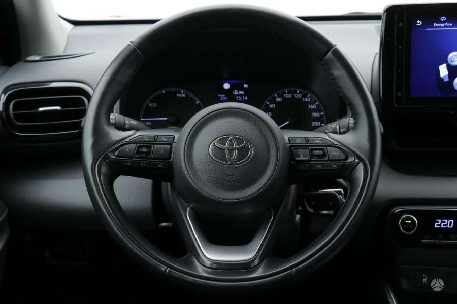 Pelēks Toyota Yaris 2025 Viļņa, ar dzinēja tilpumu 1.49 L un nobraukumu 32 tūkst. km par 19990 €, foto 14 vietnē AUTOMOTO.COM.LV