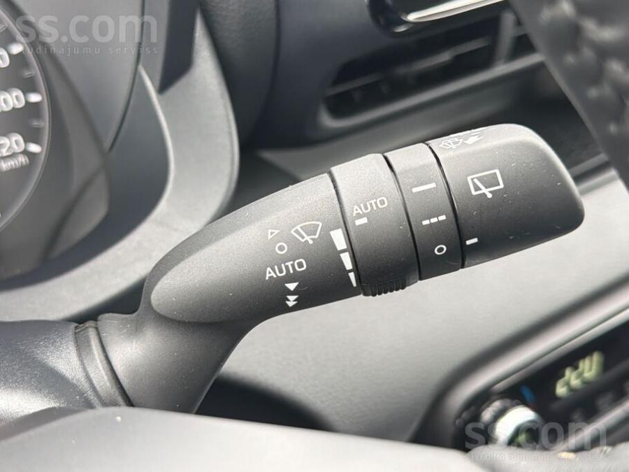 Pelēks Toyota Yaris 2025 Rīga, ar dzinēja tilpumu 1.50 L un nobraukumu 6 tūkst. km par 21990 €, foto 25 vietnē AUTOMOTO.COM.LV