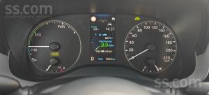 Grey Toyota Yaris 2025 in Riga, with an engine capacity of 1.50 L and mileage of 9 thousand km for 21990 €, photo 13 on AUTOMOTO.COM.LV