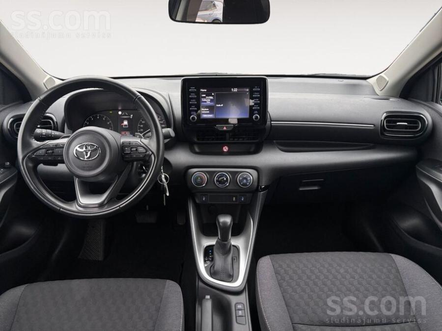 Pelēks Toyota Yaris 2025 Rīga, ar dzinēja tilpumu 1.50 L un nobraukumu 36 tūkst. km par 19500 €, foto 9 vietnē AUTOMOTO.COM.LV