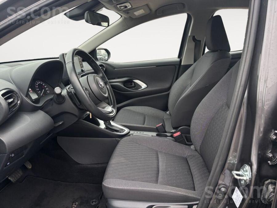 Pelēks Toyota Yaris 2025 Rīga, ar dzinēja tilpumu 1.50 L un nobraukumu 36 tūkst. km par 19500 €, foto 12 vietnē AUTOMOTO.COM.LV