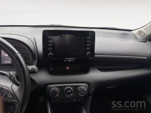 Pelēks Toyota Yaris 2025 Rīga, ar dzinēja tilpumu 1.50 L un nobraukumu 36 tūkst. km par 19500 €, foto 15 vietnē AUTOMOTO.COM.LV