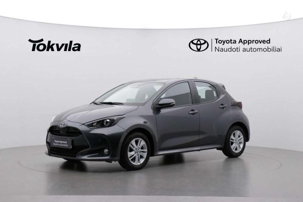 Grey Toyota Yaris 2025 in Vilnius, with an engine capacity of 1.49 L and mileage of 35 thousand km for 19900 €, photo 1 on AUTOMOTO.COM.LV