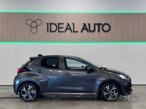 Grey Toyota Yaris 2025 in Tallinn, with an engine capacity of 1.49 L and mileage of 24 thousand km for 22990 €, photo 4 on AUTOMOTO.COM.LV