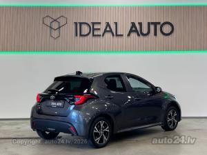 Grey Toyota Yaris 2025 in Tallinn, with an engine capacity of 1.49 L and mileage of 24 thousand km for 22990 €, photo 5 on AUTOMOTO.COM.LV