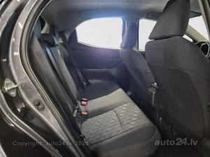 Pelēks Toyota Yaris 2025 Tallina, ar dzinēja tilpumu 1.50 L un nobraukumu 30 tūkst. km par 21390 €, foto 8 vietnē AUTOMOTO.COM.LV